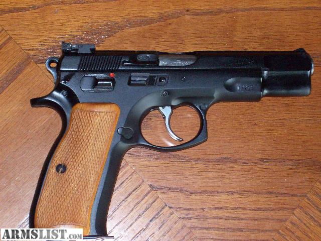 ARMSLIST - For Sale: CZ 85 Combat with box and 4 17 round mags